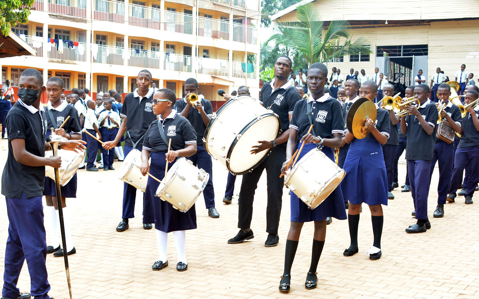 Homepage - Lakeside College Luzira
